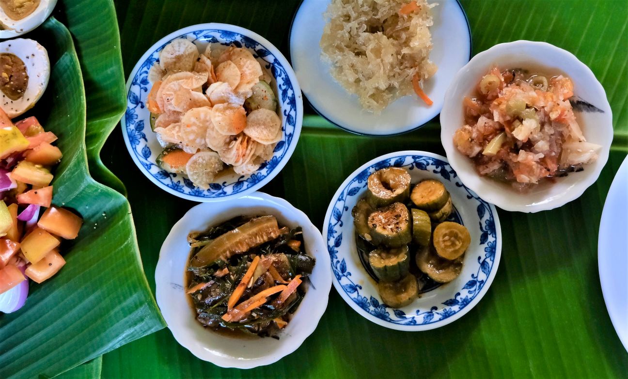 Traditional Filipino cooking class in Tagaytay - Traveling Spoon