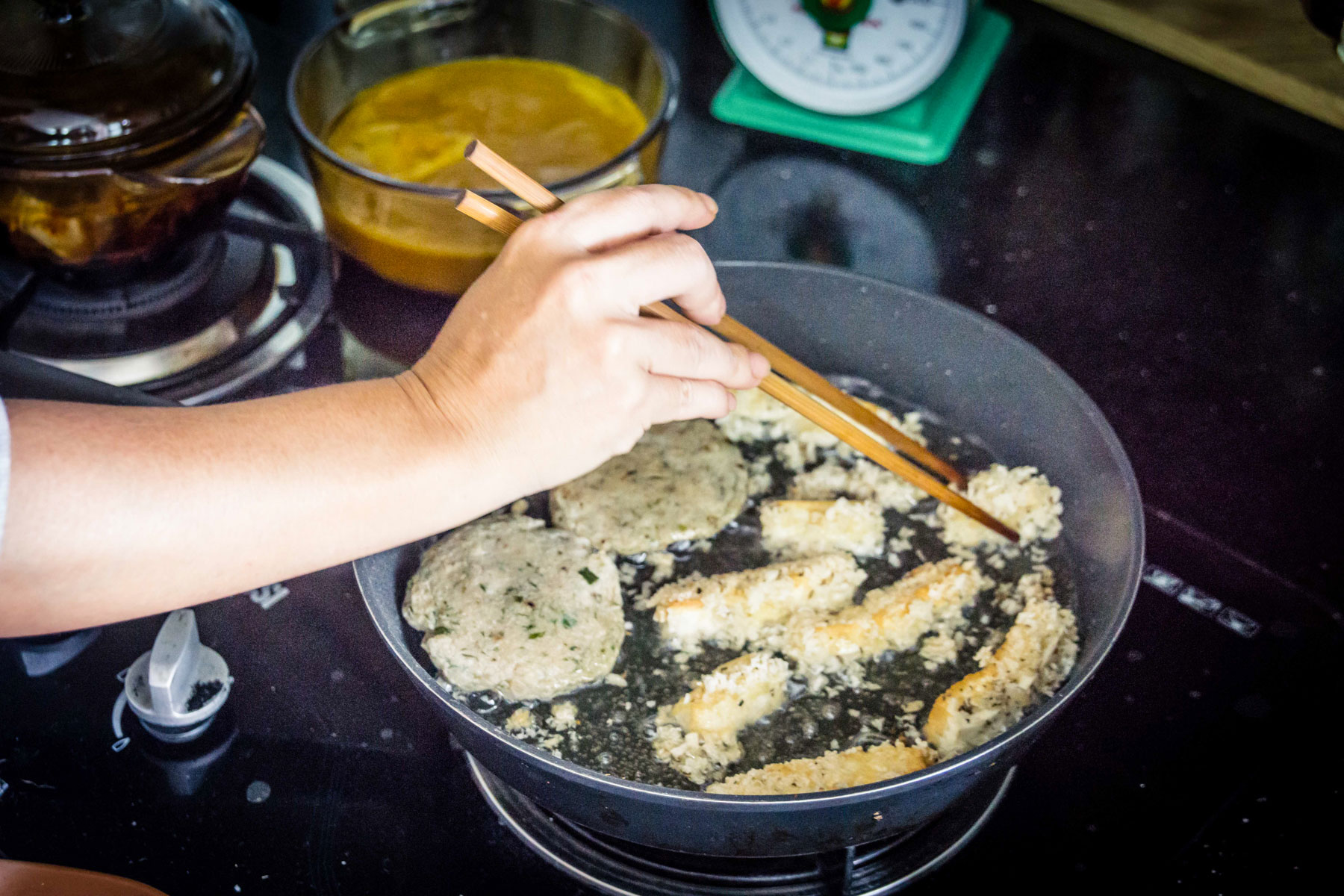 Authentic Vietnamese cooking class in HCMC in Tam's kitchen - Traveling ...